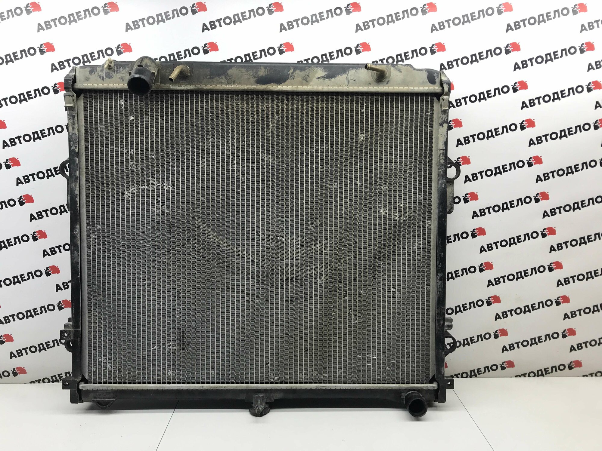 Радиатор основной охлаждения двс Luzar LRC1920