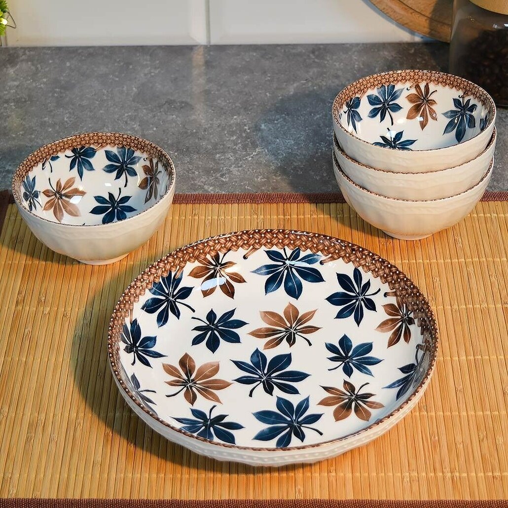 Набор посуды керамический подарочный, тарелка 20,5см 1шт, пиалы 330мл 4шт, орнамент цветочный