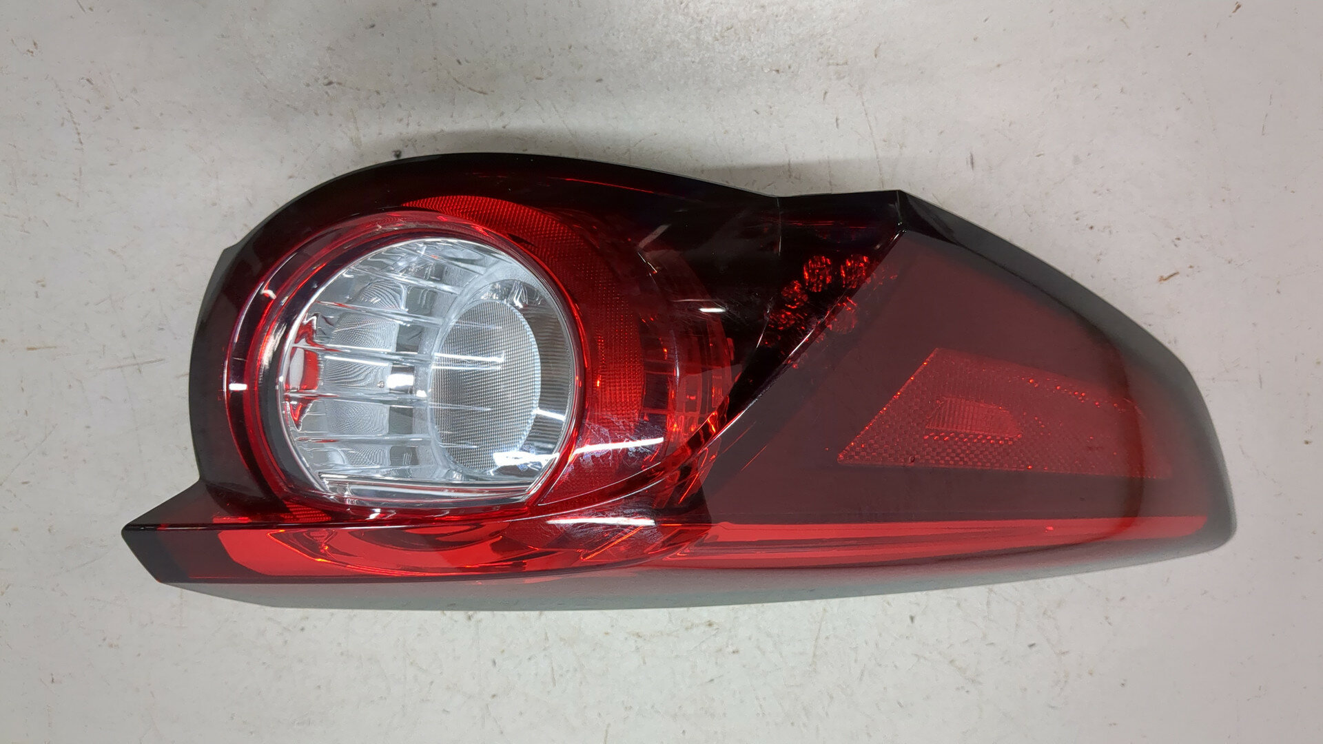 Фонарь (задний) левый Mazda CX-9 Б/У