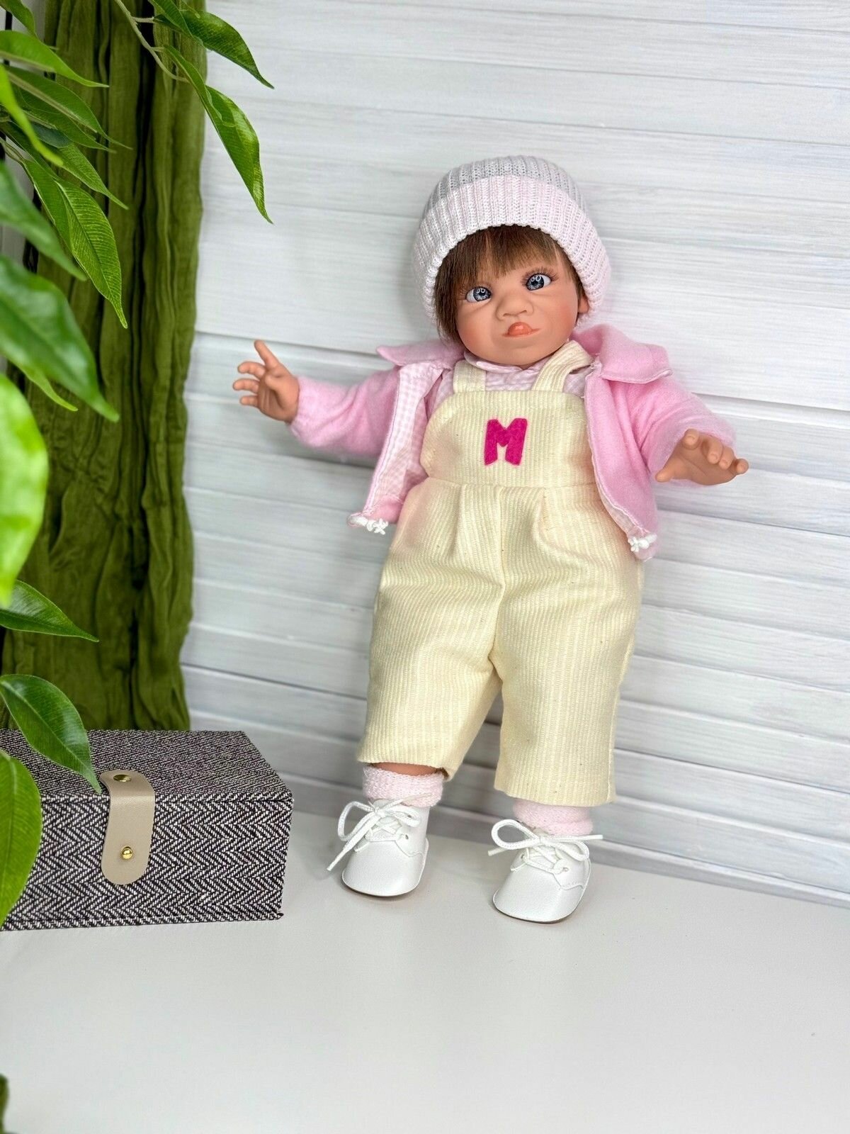 Кукла для девочки мягконабивная 38 см Гестито