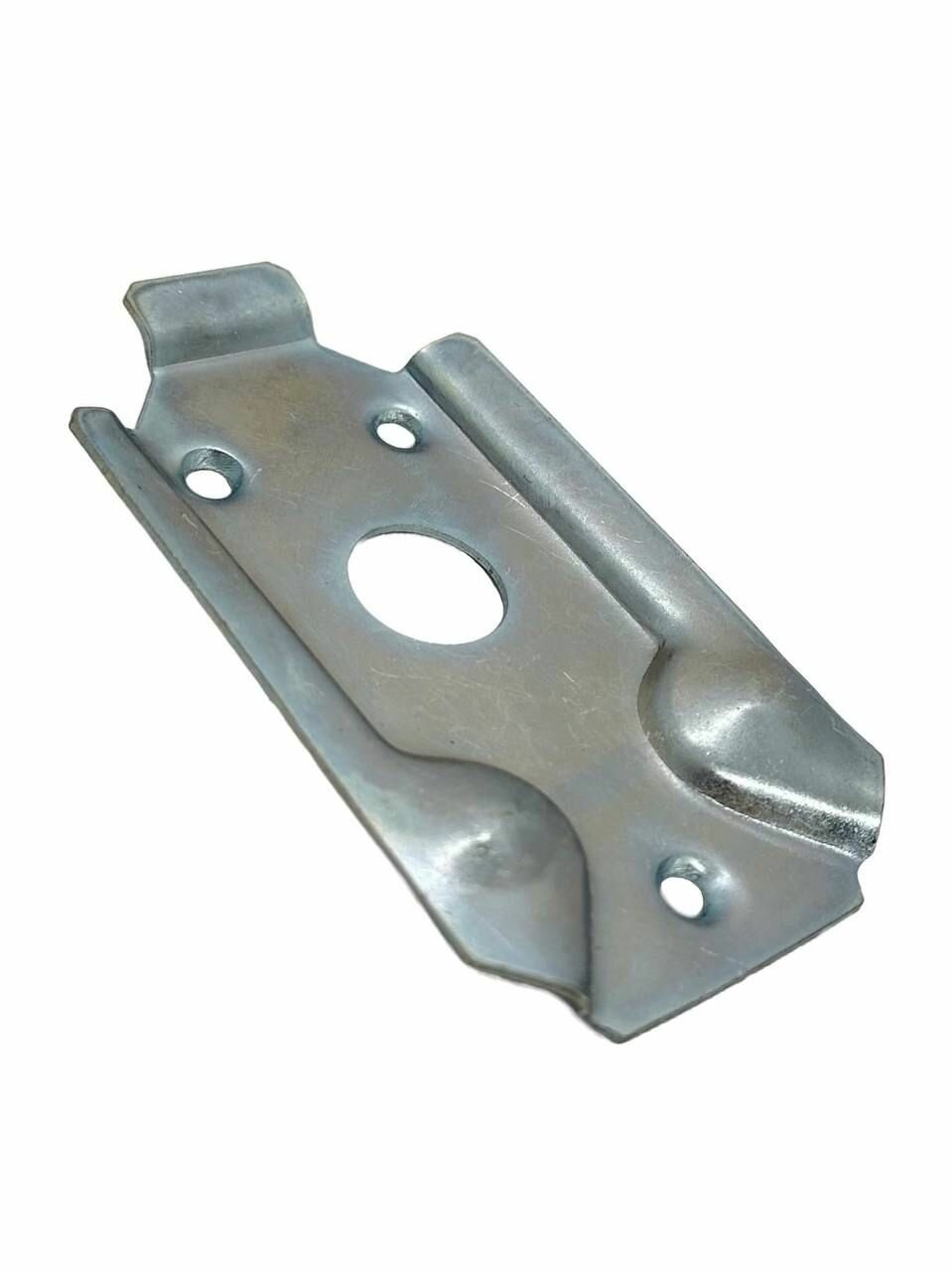 Пластина бачка омывателя ВАЗ LADA 2108, 2121 Niva/Нива / 2121-5208154