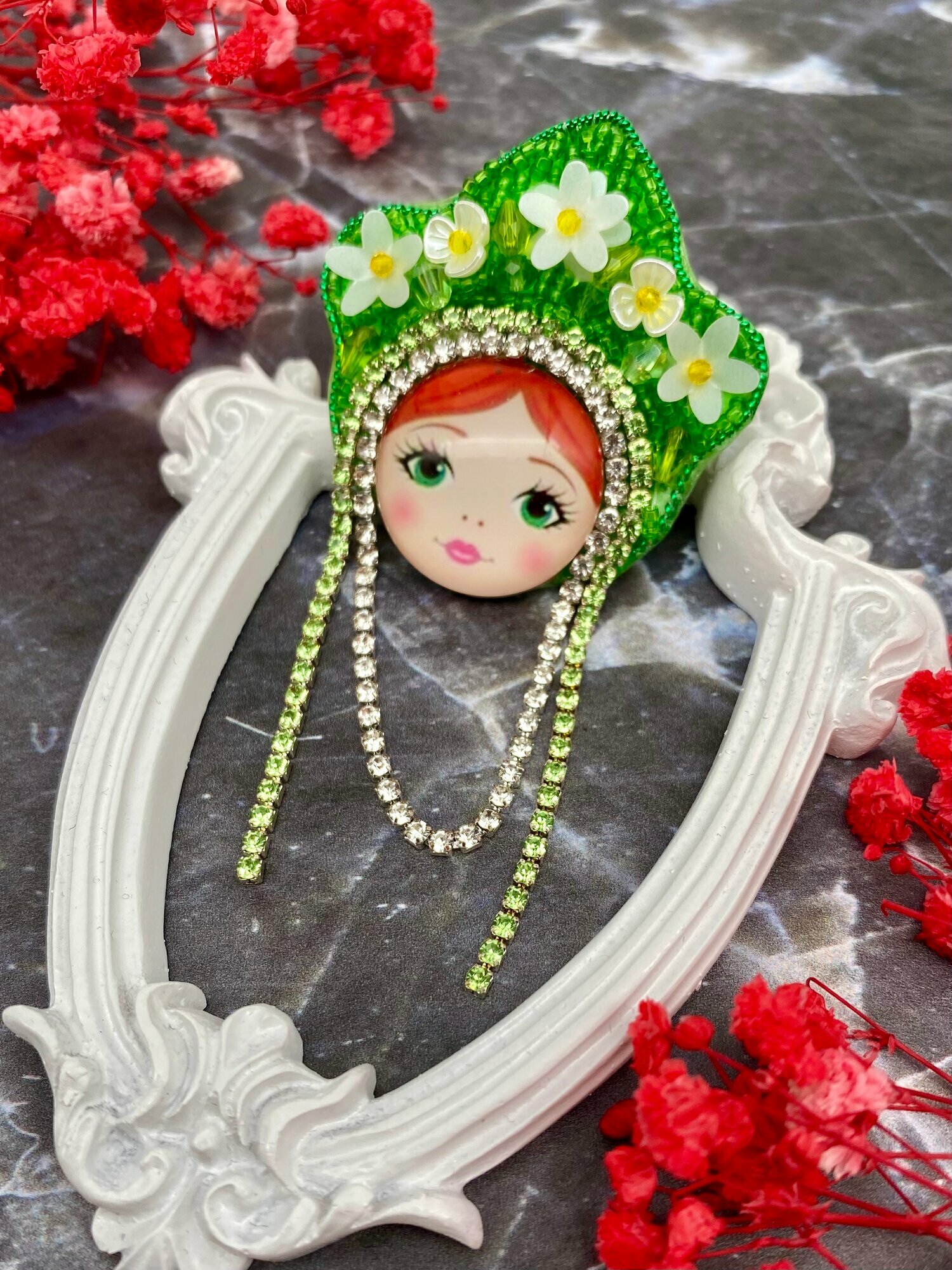 Брошь VEMURR, бисер