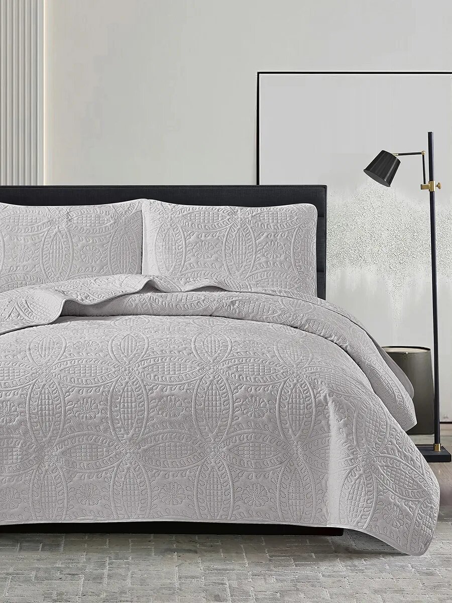 Покрывало на кровать 180х240 велюровое Casablanca