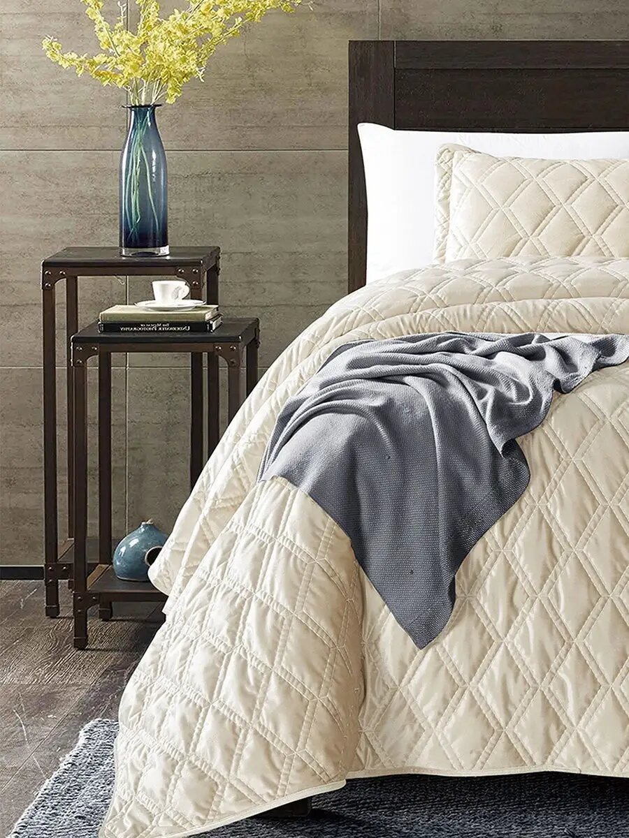 Покрывало Baccara 240х260, 2 наволочки 50х70