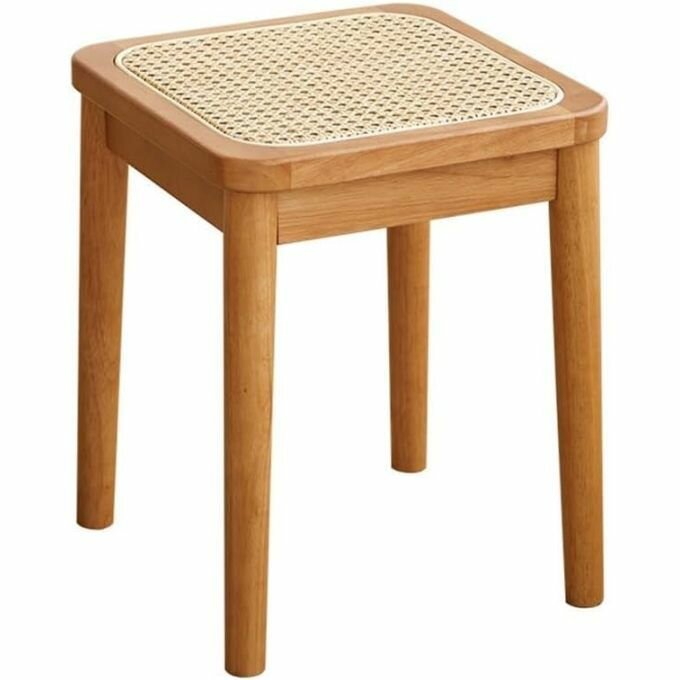 Табурет из цельного дерева