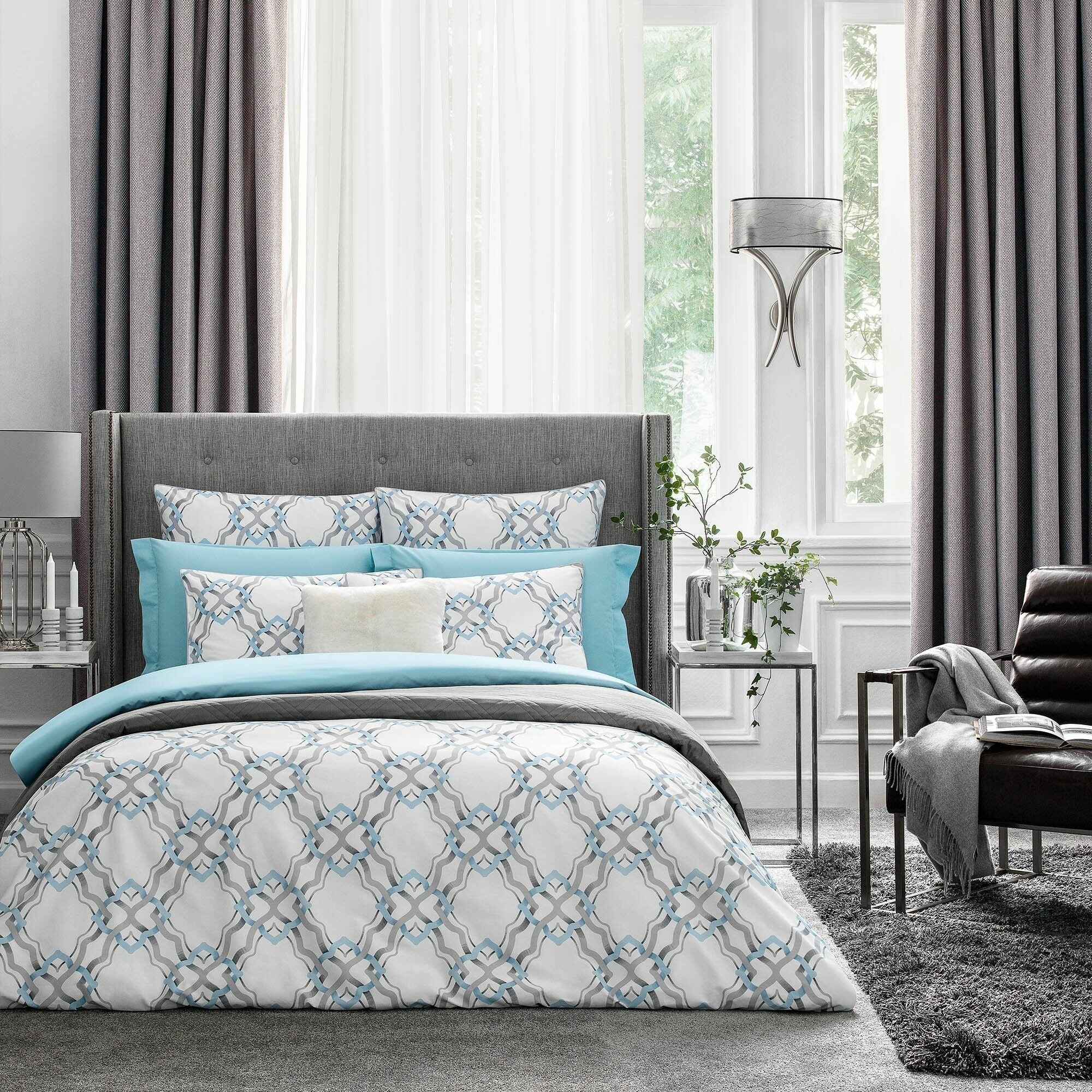 Togas Комплект постельного белья семейный "Френсис" 145x200-2/240x270/50x70-2 роял сатин, хлопок