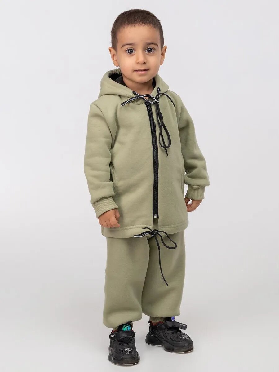 Костюм спортивный