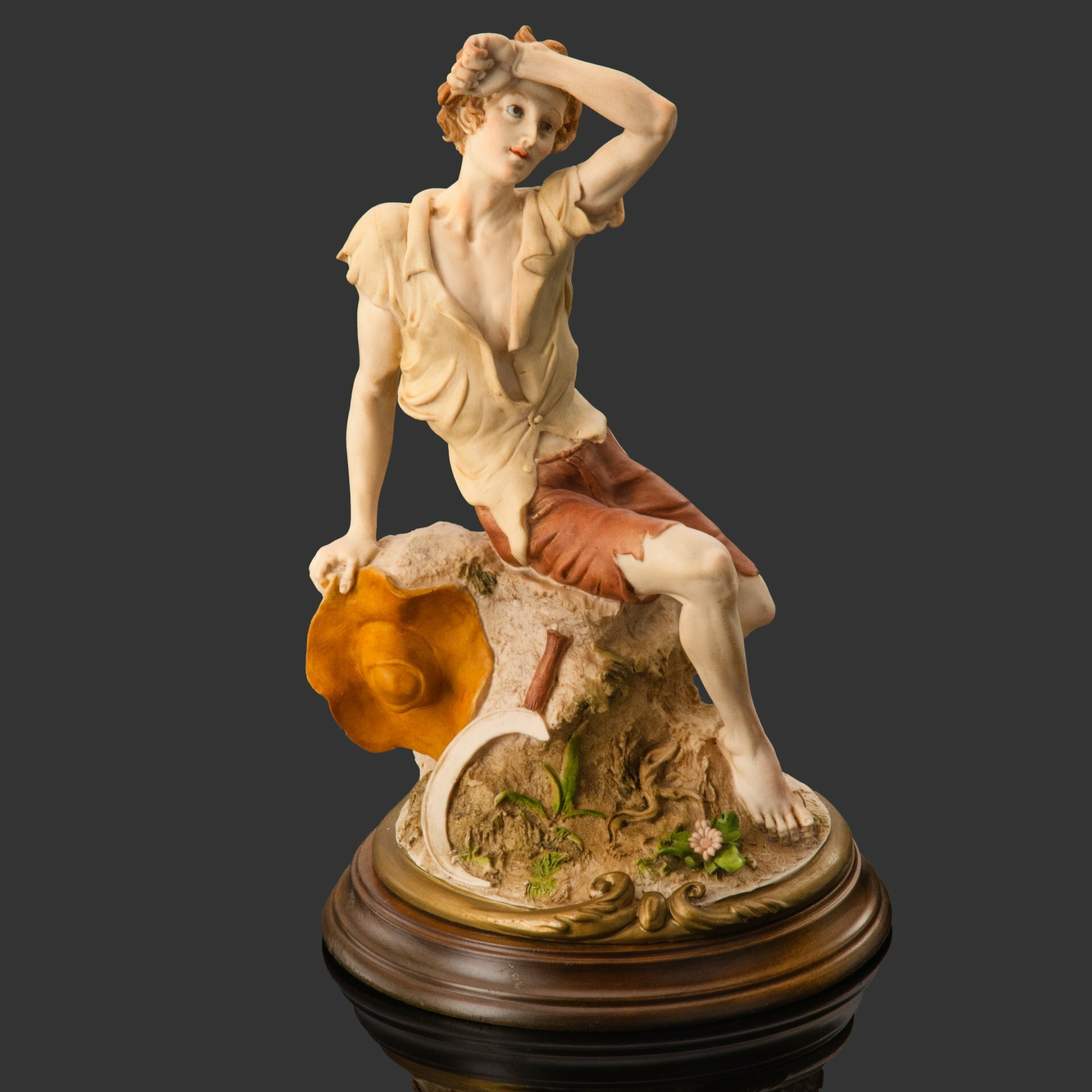 Статуэтка на постаменте "Мальчик-пастух", скульптор Giuseppe Armani