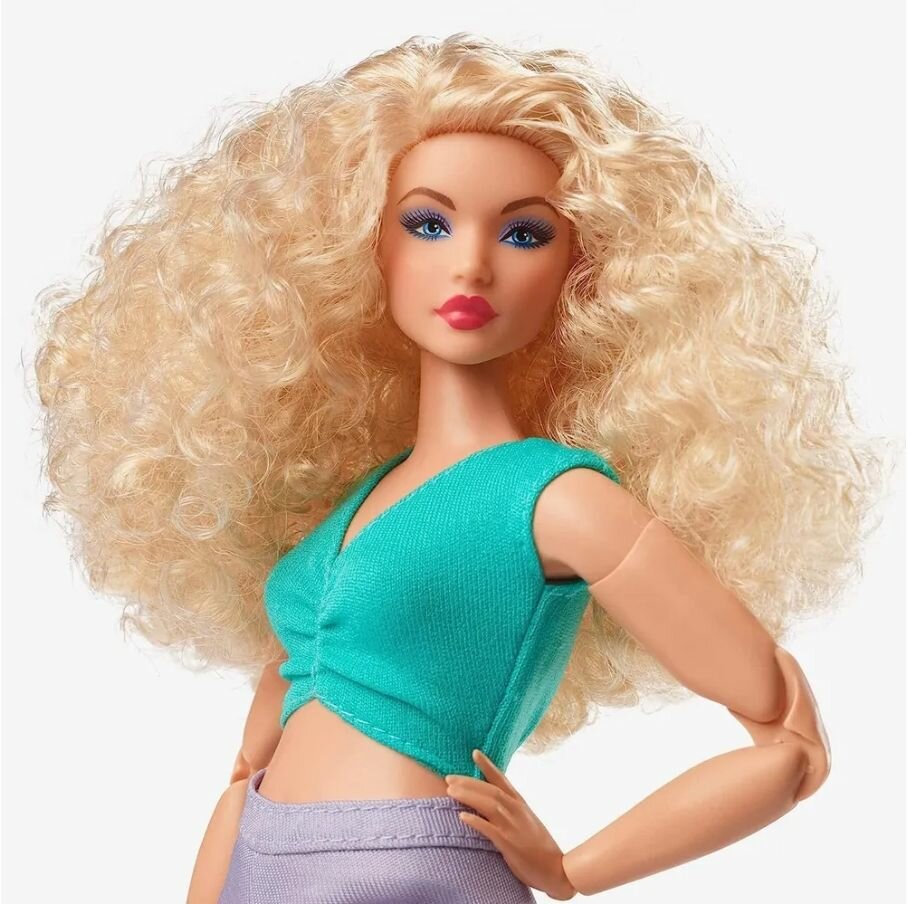 Кукла Barbie, фирменный стиль Barbie Looks Модель#16 2023, HJW83 Кривые, вьющиеся светлые волосы