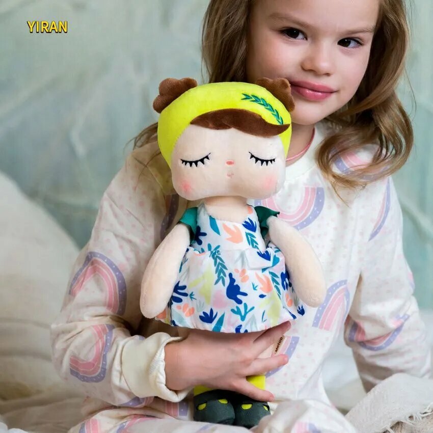 Мягкая кукла Куколка в белом платье