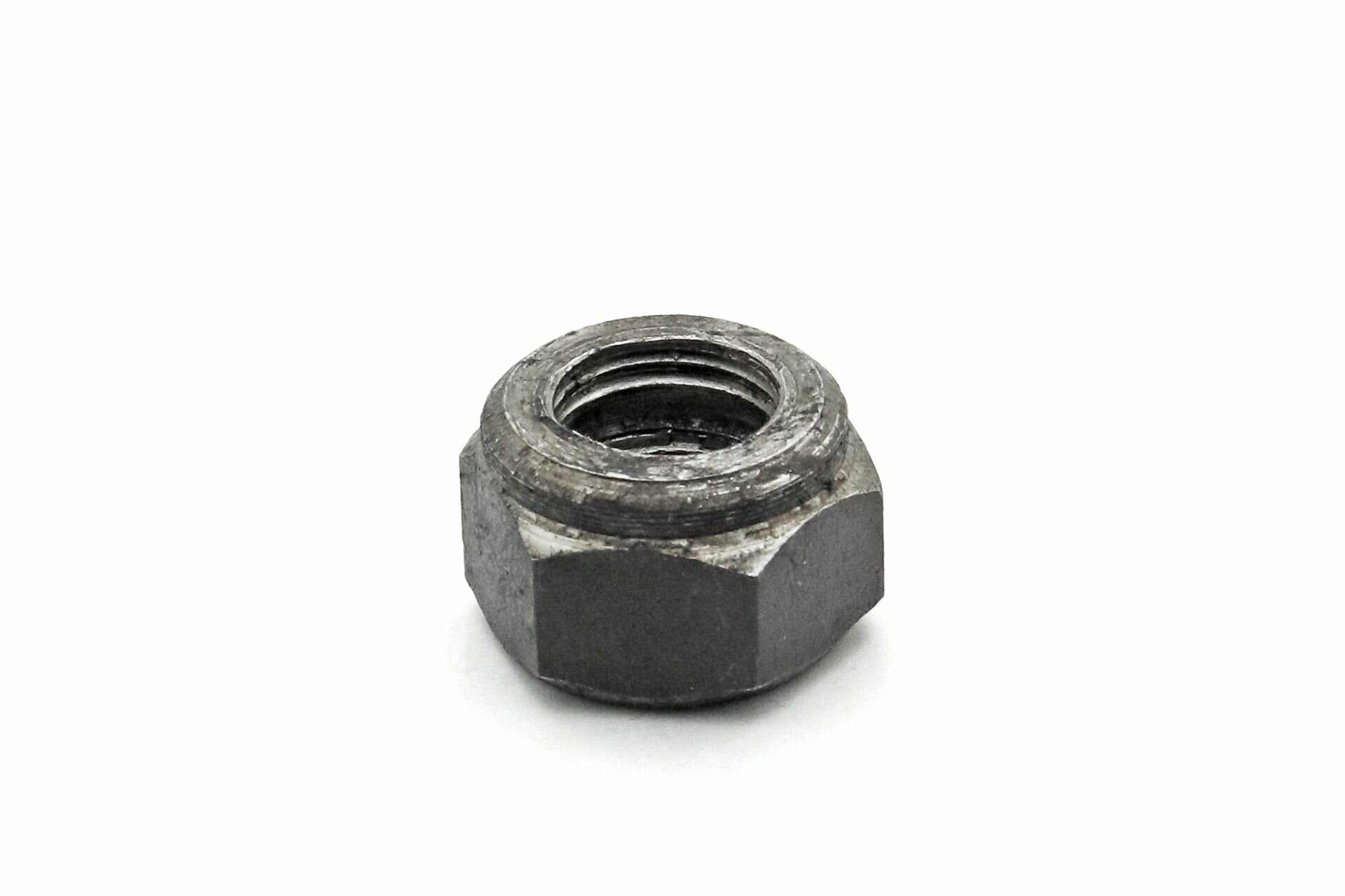 Гайка М12 Муравей бензобака