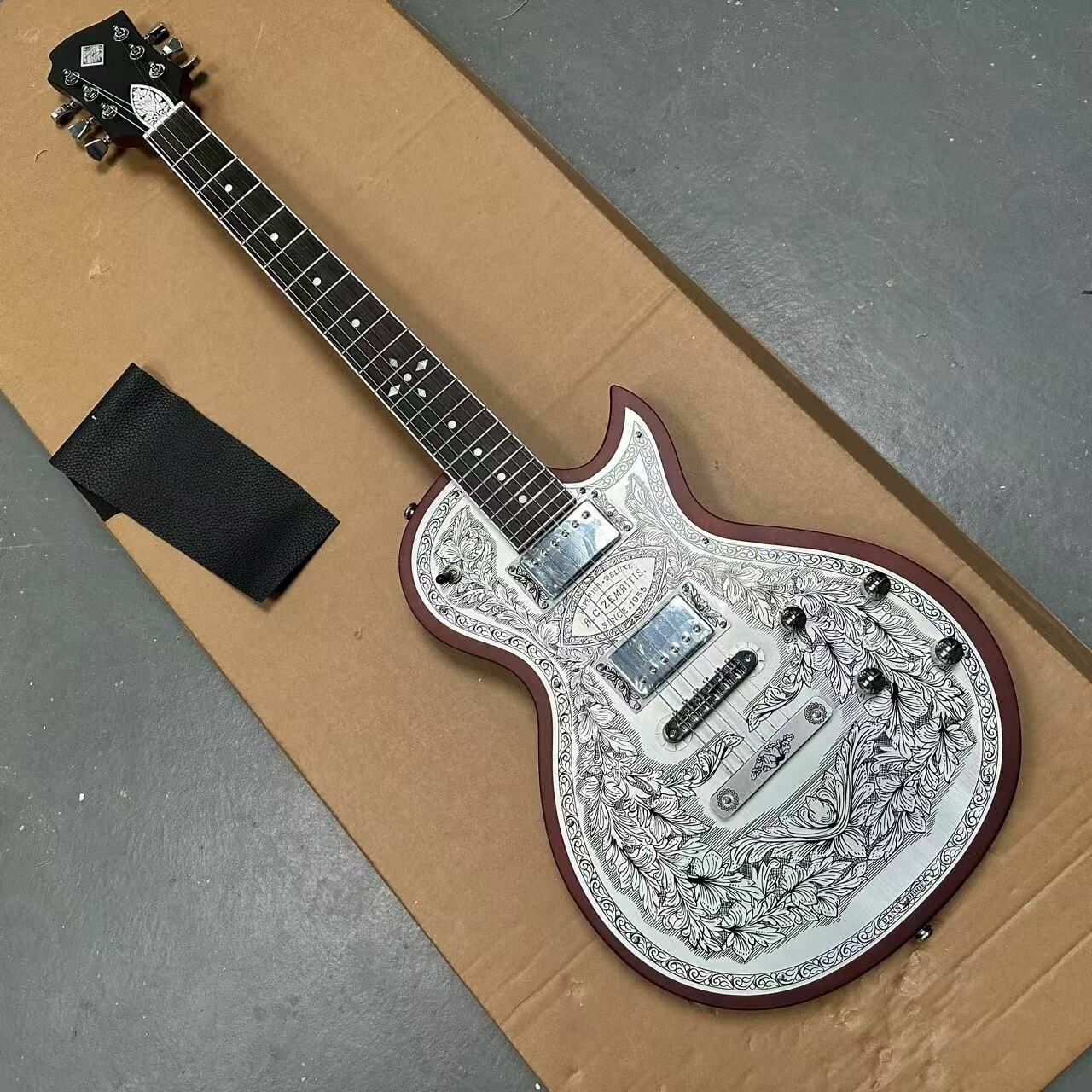 Электрогитара 6-струнная, Les Paul классический корпус , с фиксированными звукоснимателями, премиальная металлическая отделка цвет , хит продаж