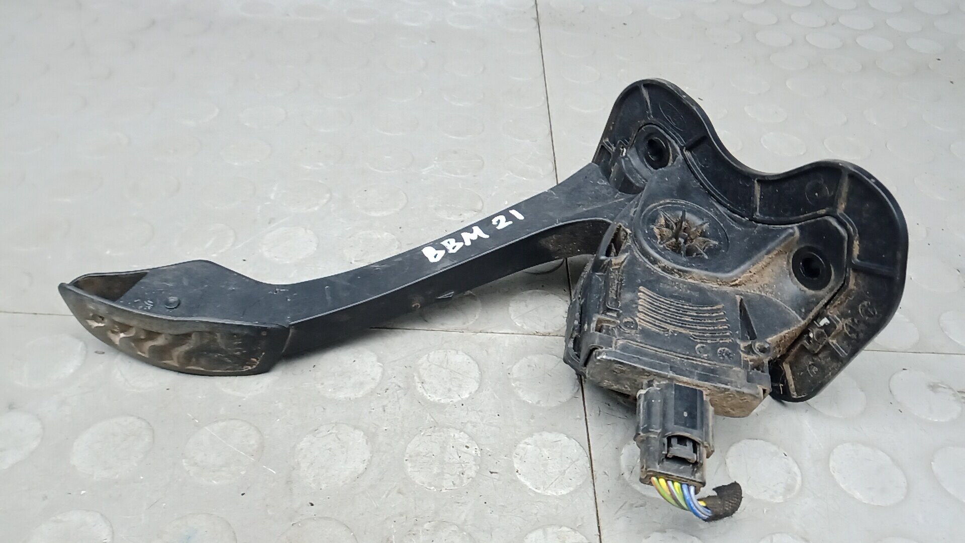 Педаль газа FORD TRANSIT 8
