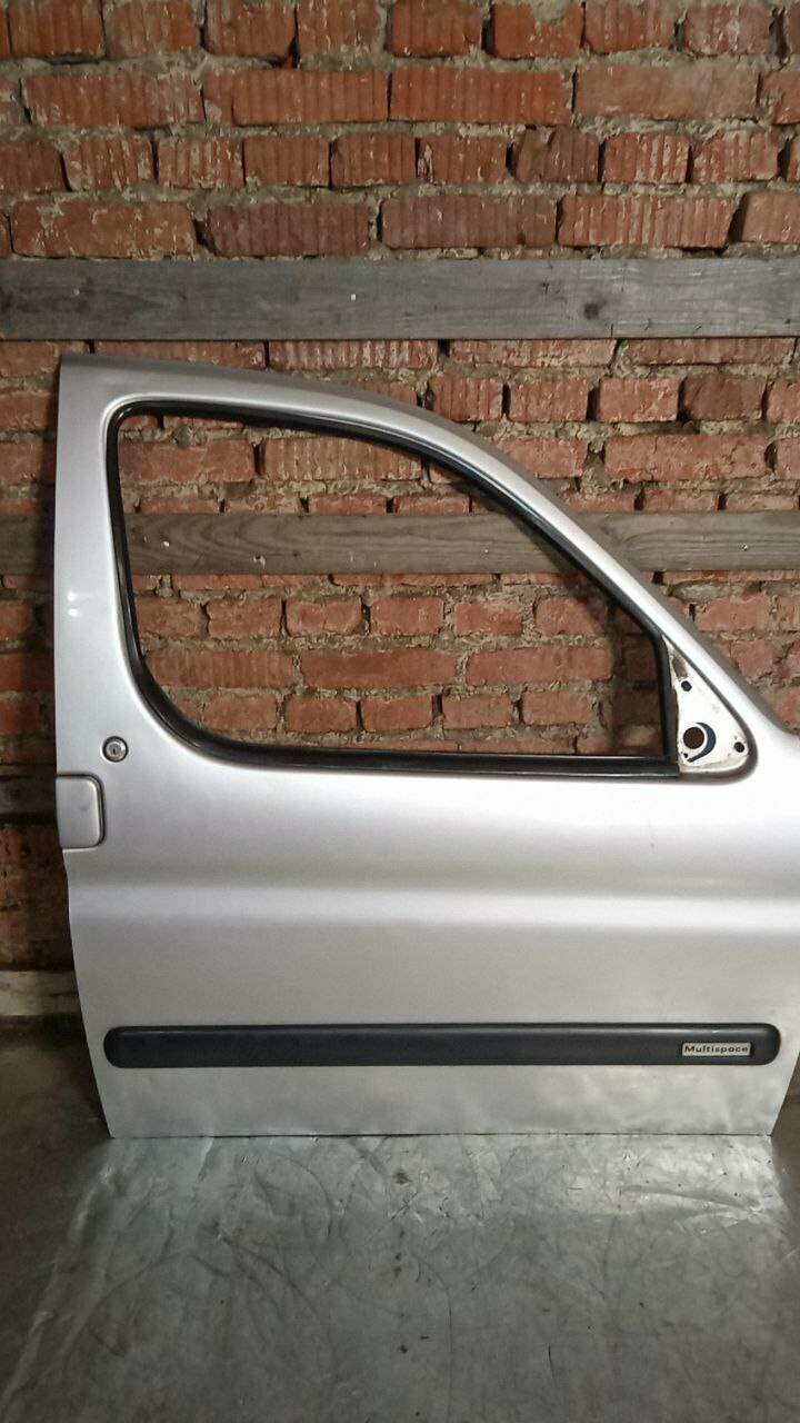 Дверь передняя правая Citroen Berlingo M49 2002