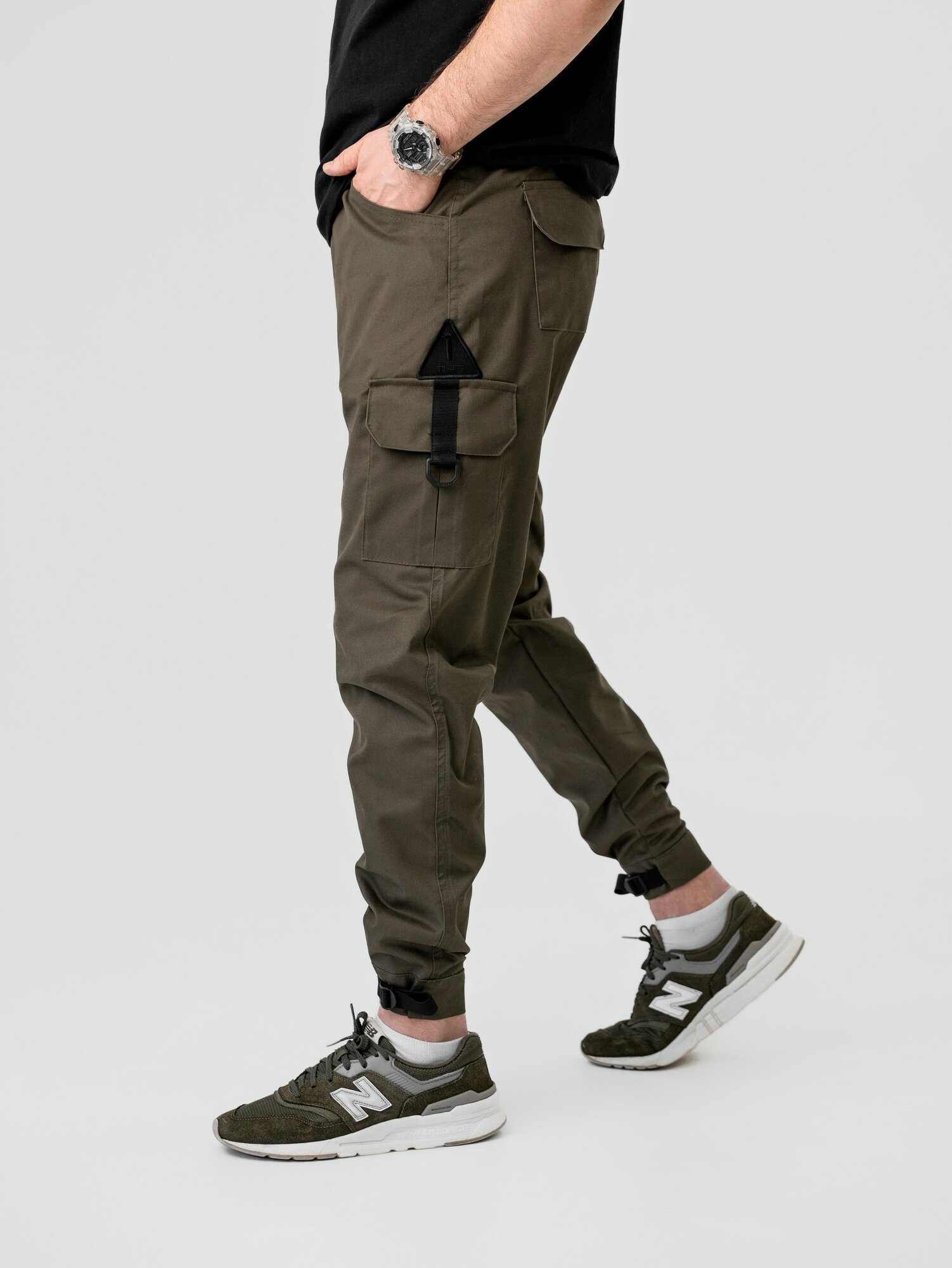 Брюки джоггеры