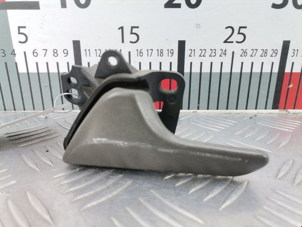 Ручка двери внутренняя передняя левая Mercedes Sprinter 2 (W906) A9067600161 арт. 1898305