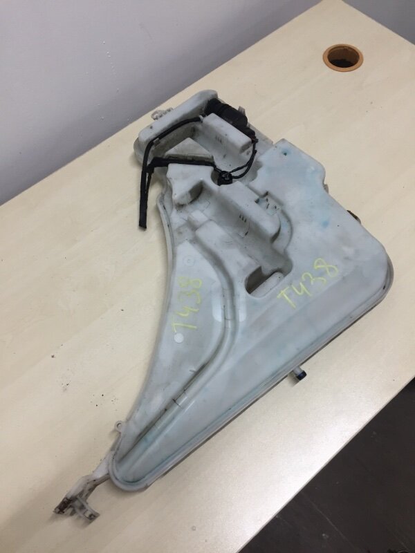 бачок омывателя BMW 320d F30 Ф30 61 66 7 241 672