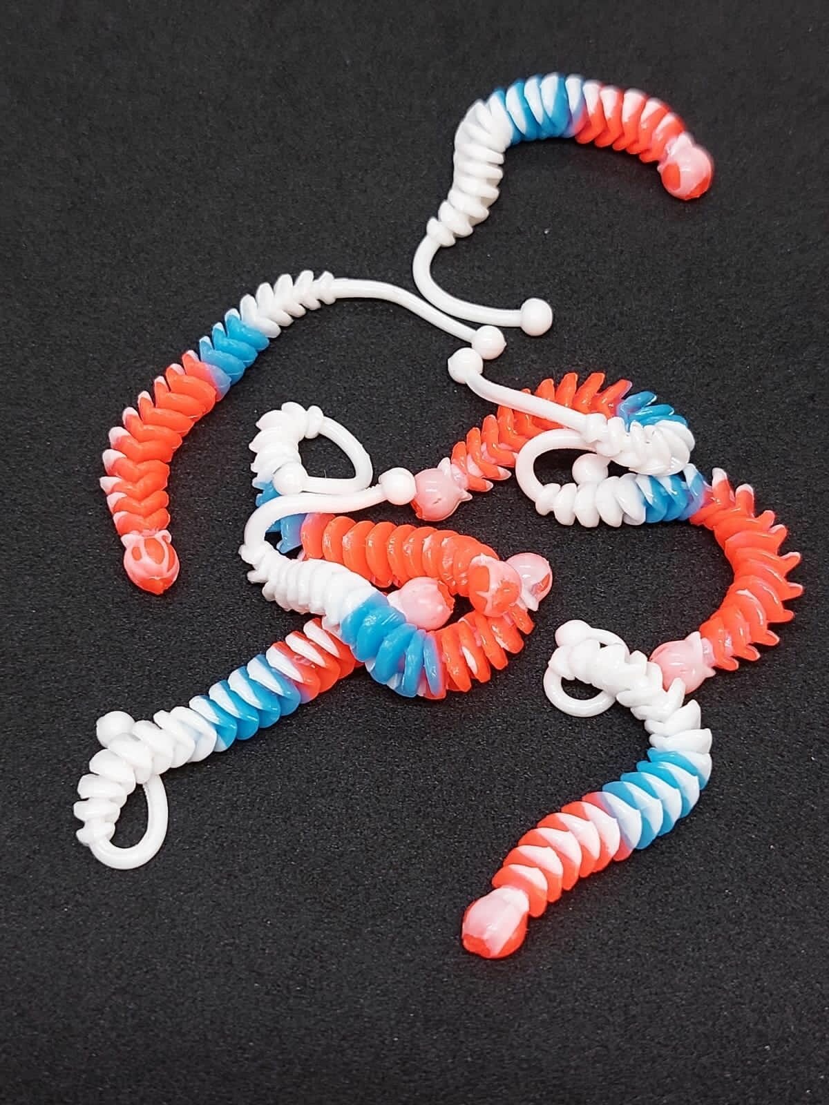 Силиконовая приманка на форель, окуня. Диско. Цвет белый синий красный