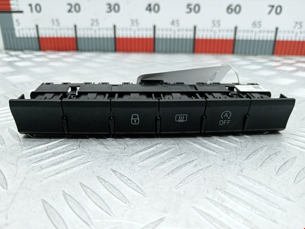 Блок кнопок Skoda Rapid 1 5JA927132AF арт. 1819135