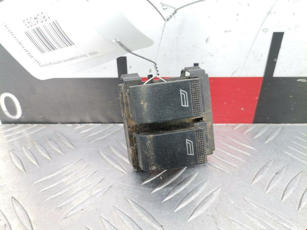 Блок управления стеклоподъемниками Audi A3 8L 8L0959851 арт. 1804093