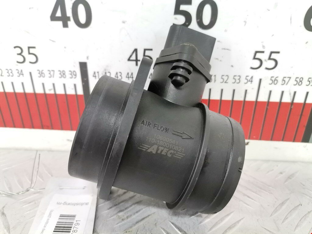 Расходомер воздуха (ДМРВ) Volkswagen Golf 4 038906461B арт. 1578791