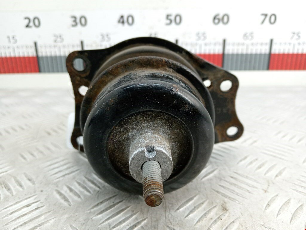 Подушка (опора) крепления двигателя Skoda Rapid 1 6R0199262BD арт. 1908931