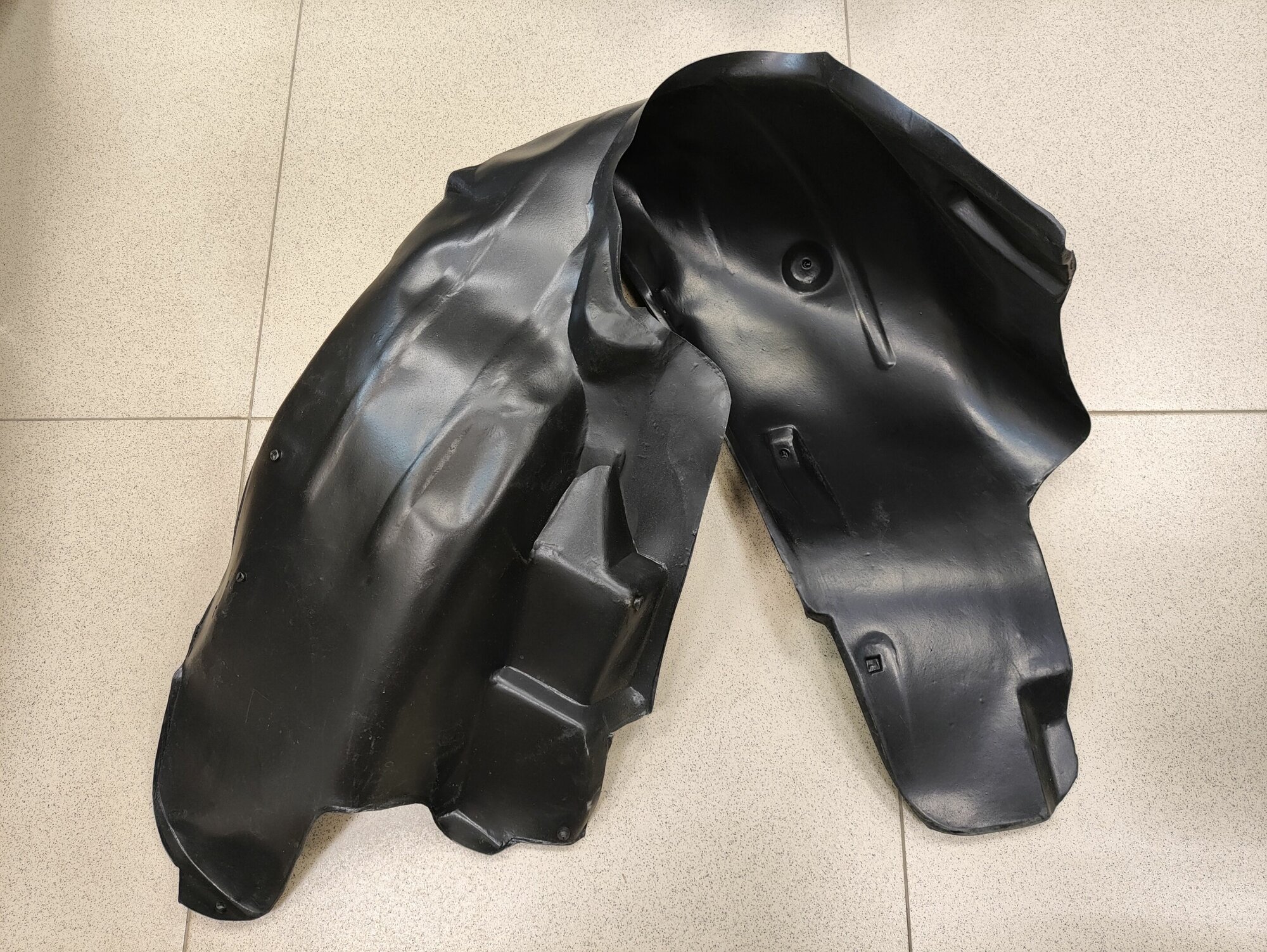 Подкрылок передний левый Geely Emgrand EC8 [2.0 16V 6AT седан] 1018009857