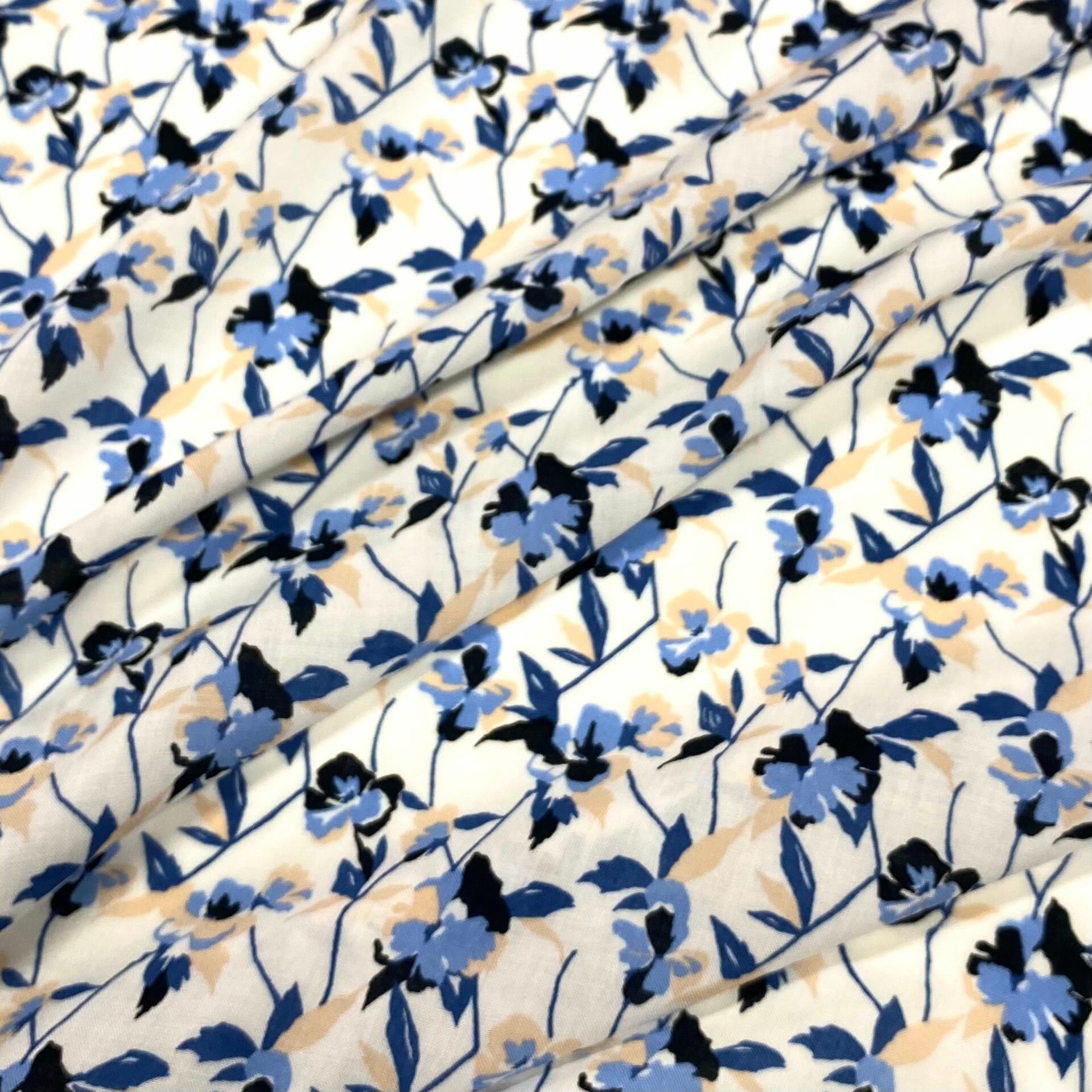 Ткань штапель ,100% вискоза, ширина 140 см. Отрез 1 метр