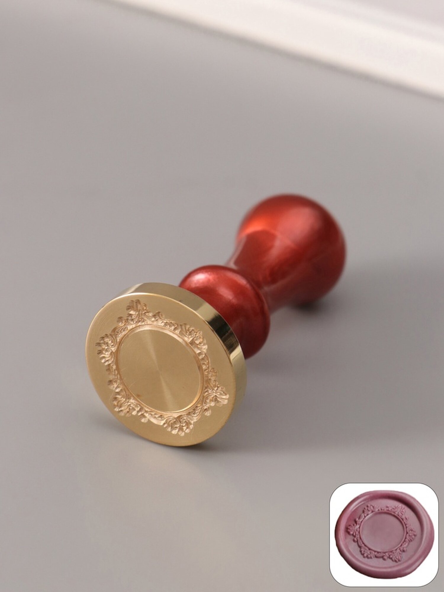 Печать для сургуча с пластиковой ручкой «Ажурная рамка. Круг», 6.3×3×3 см