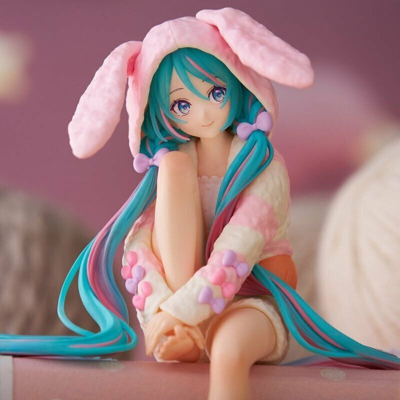 Фигурка Хацунэ Мику Пижама с кроличьими ушками / FuRyu Hatsune Miku Rabbit Ear Pajamas Noodle Stopper Figure