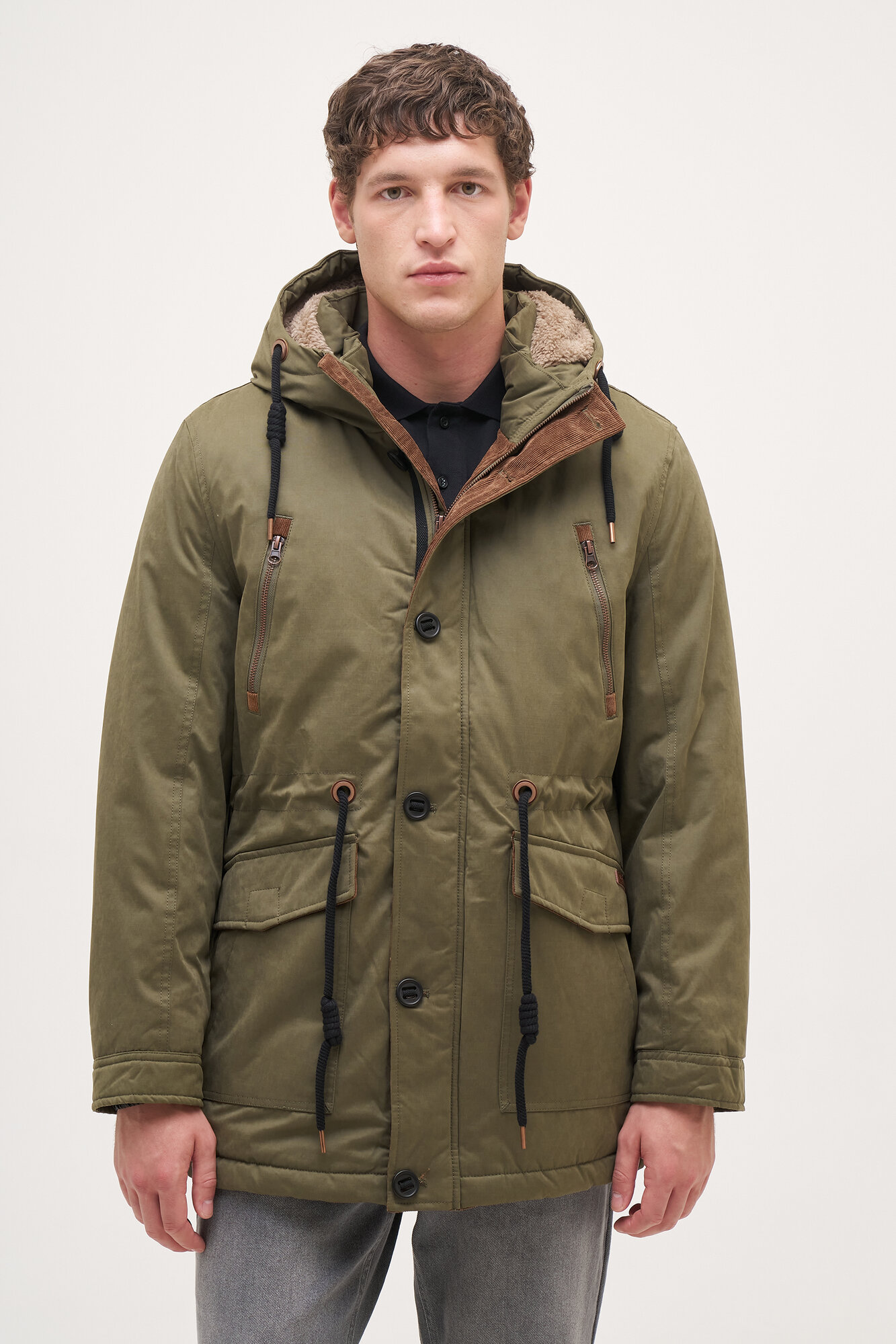 Куртка спортивная