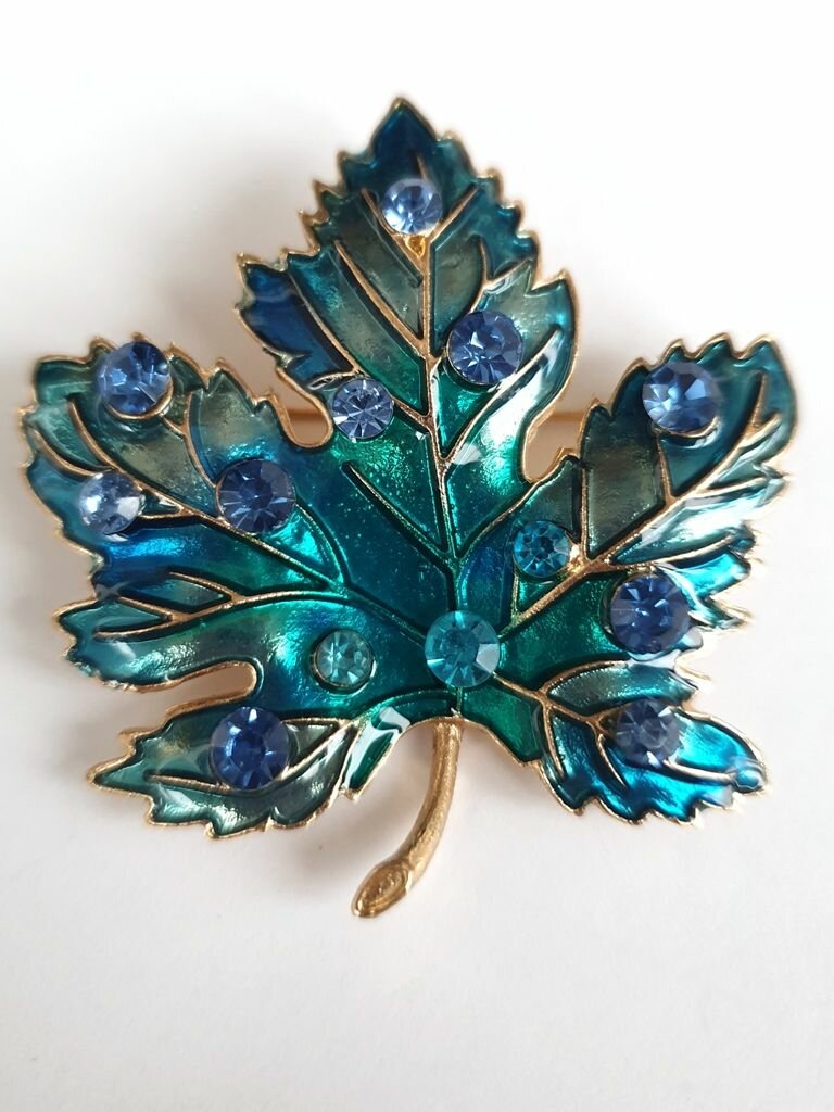 Брошь, кристалл