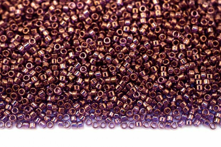 Бисер японский TOHO Treasure цилиндрический 11/0 #0202 сирень, золотое сияние, 5 грамм