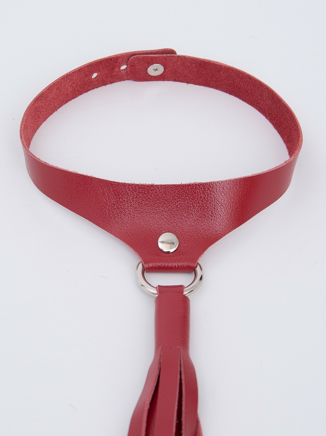 Ошейник БДСМ из натуральной кожи с кисточкой - эротический чокер 18+