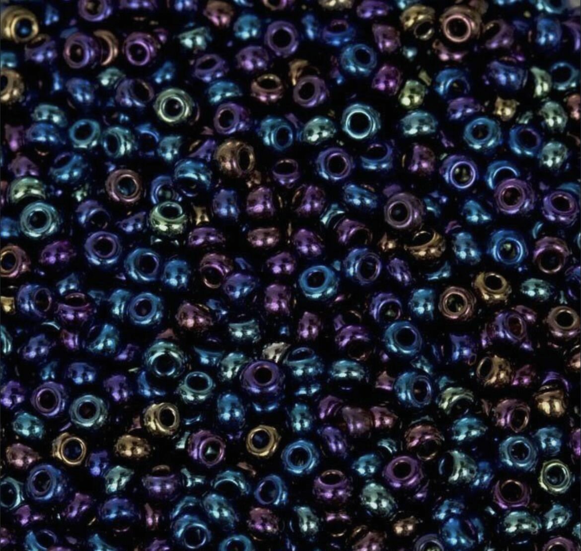 Бисер №6 Чёрный, Хамелеон 50 гр