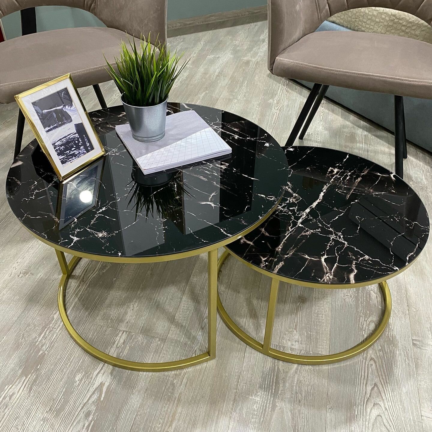 Журнальный стол круглый Эрвин (комплект) /для гостиной (черный/золото)