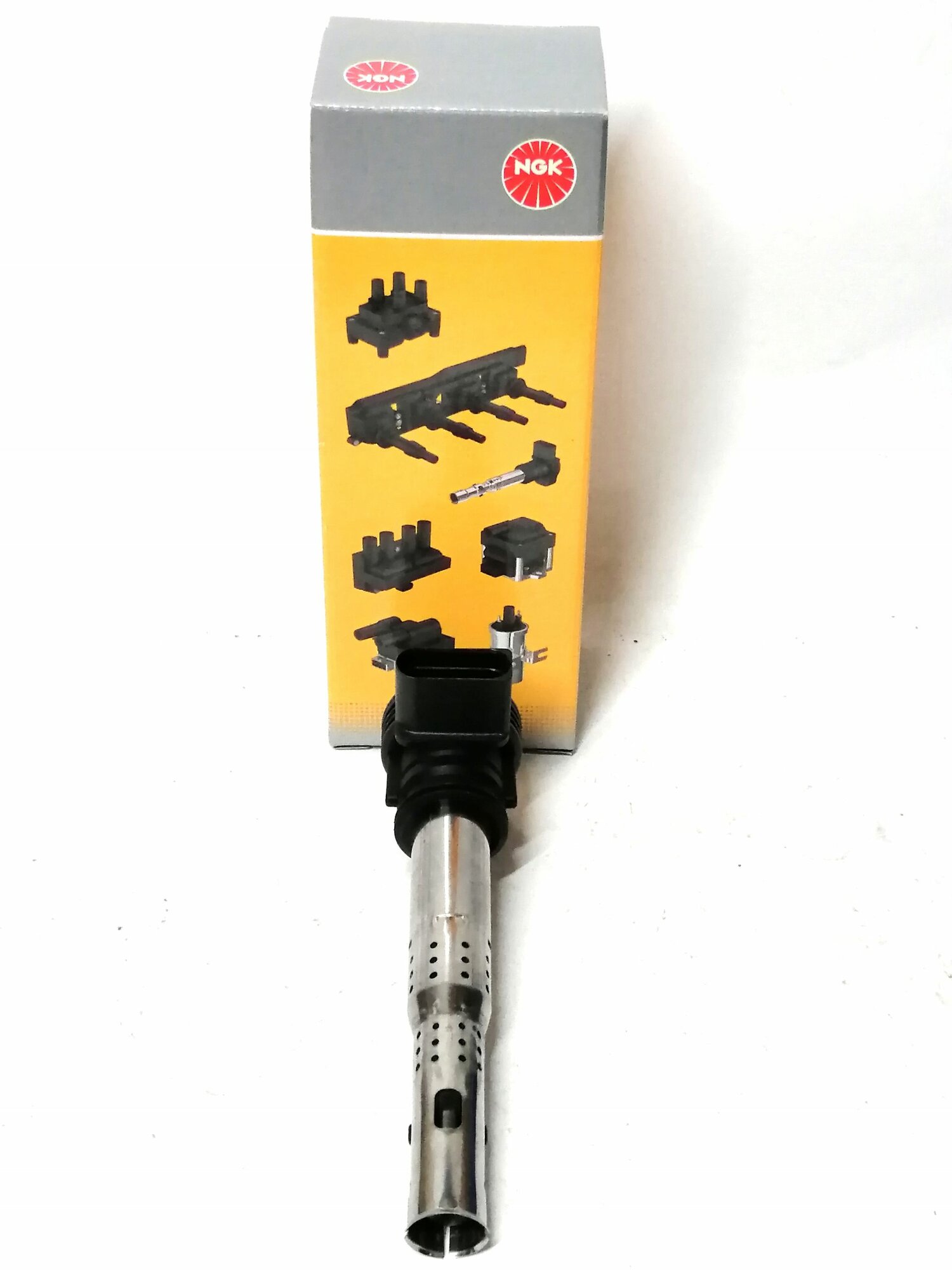 NGK 48042 Катушка зажигания U5015 для AUDI A3 8P1 (2003>)/VW GOLF V PLUS (2005>)