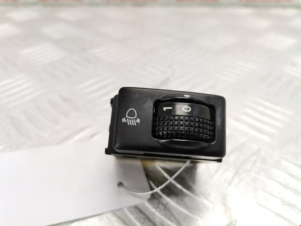 Кнопка корректора фар Infiniti QX56 (JA60) 251907S600 арт. 868364