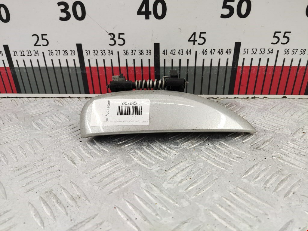 Ручка двери наружная передняя правая Renault Logan 2 806066431R арт. 1726700