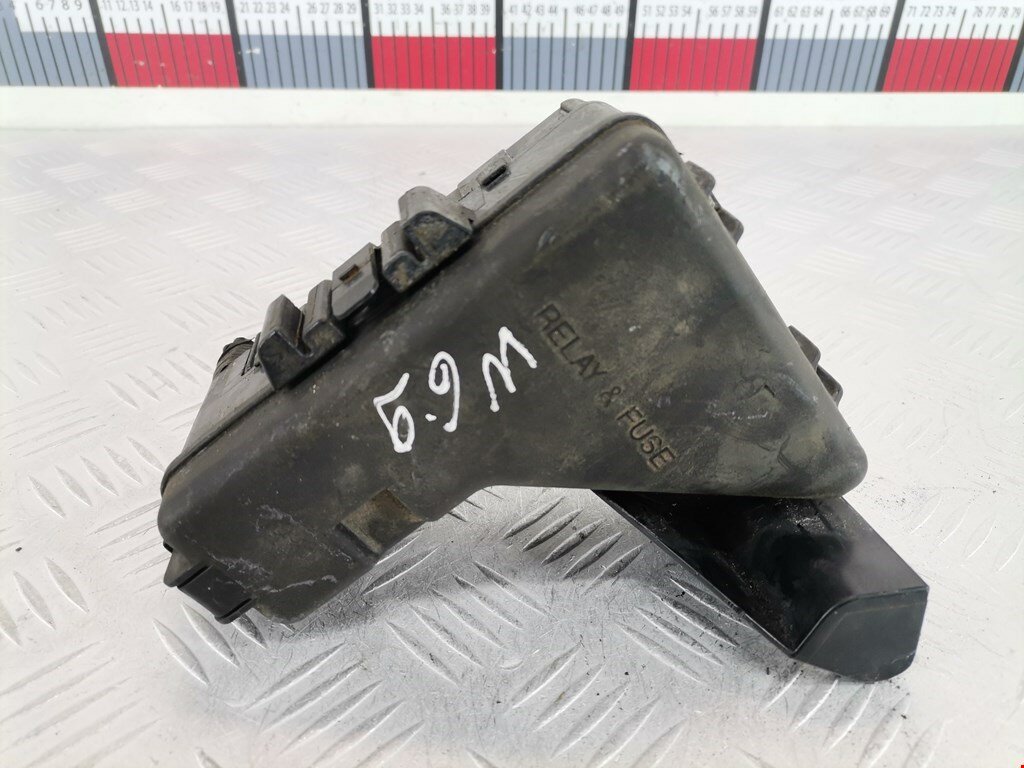 Блок предохранителей Lexus RX 2 (XU30) арт. 1702124