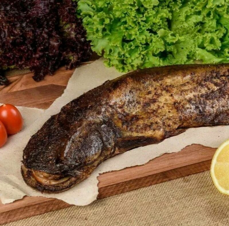 Сом холодного копчения в вакуумной упаковке 1,5кг.