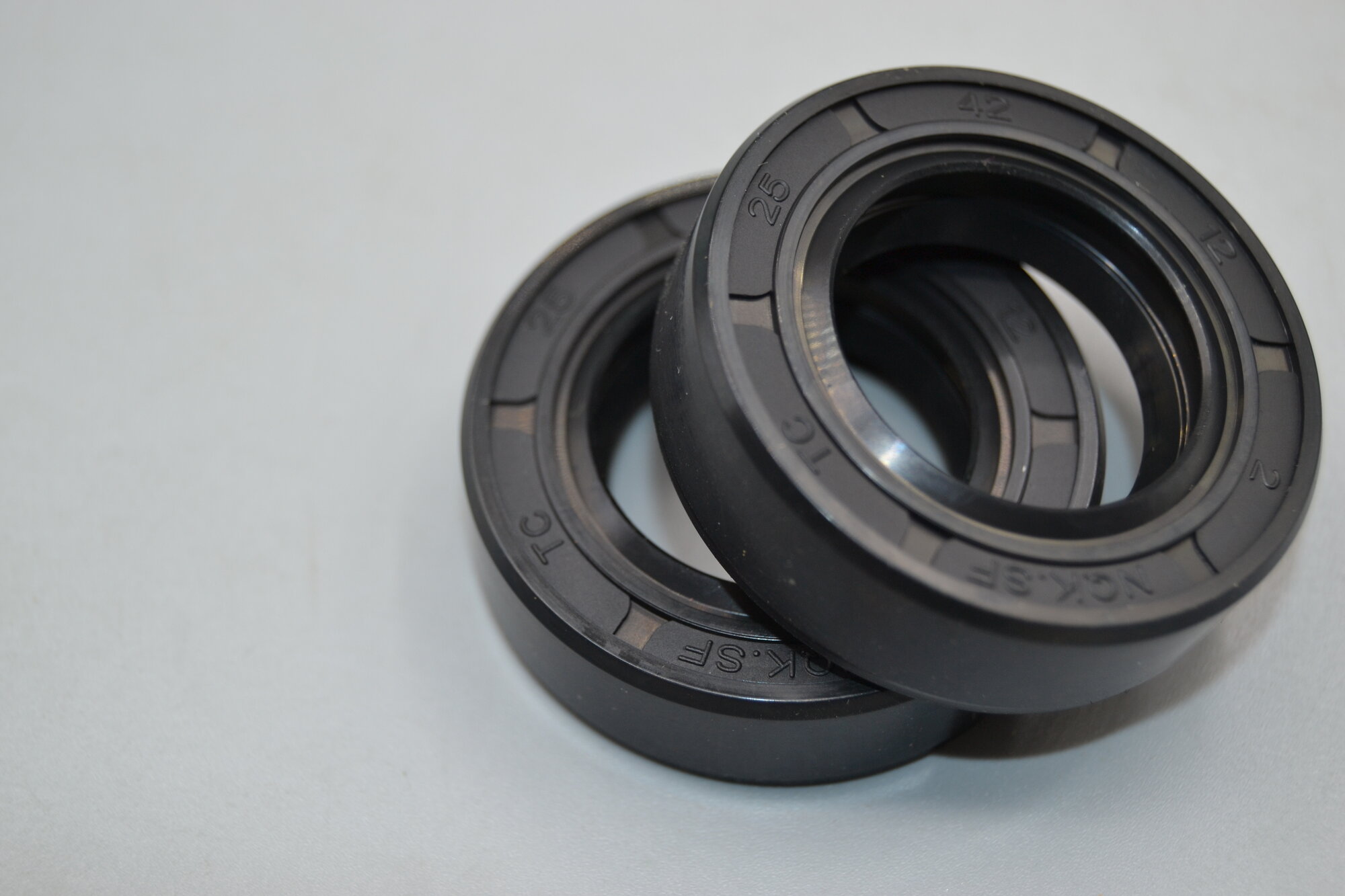 Манжеты сальники 25x42x12, (2шт)