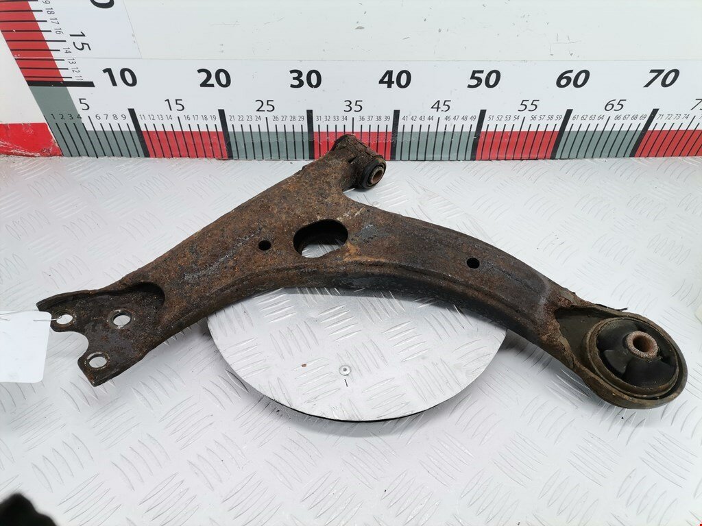 Рычаг передний правый Toyota Avensis 2 (T250) 4806805070 арт. 1652966