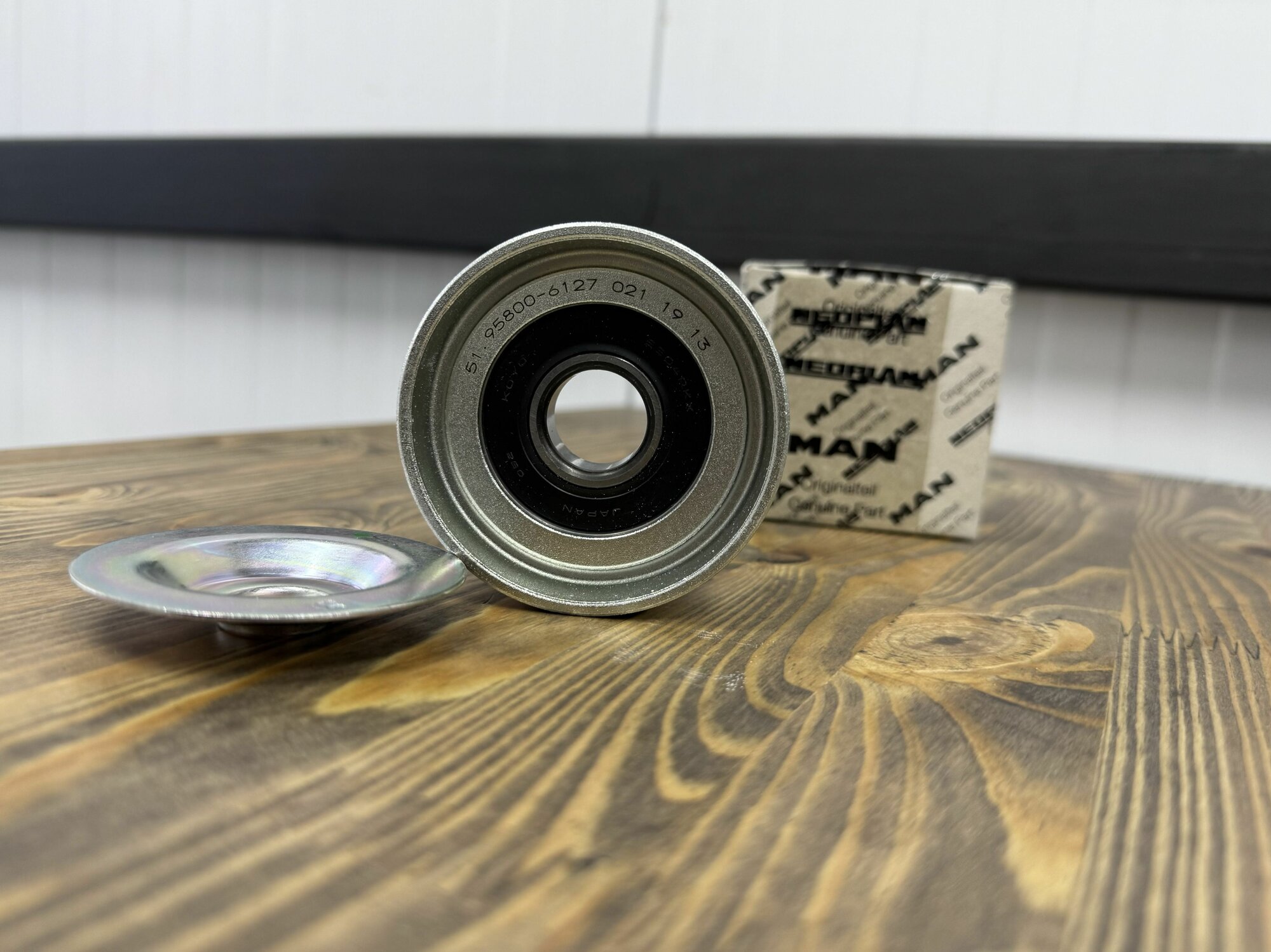 Ролик направляющий MAN 51.95800-6127