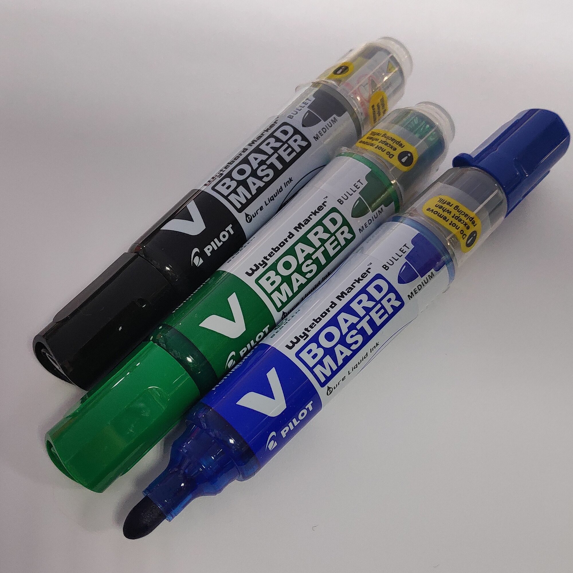 Набор 3 маркера для белой доски чёрного, синего, зелёного цветов Pilot "BOARD MASTER".