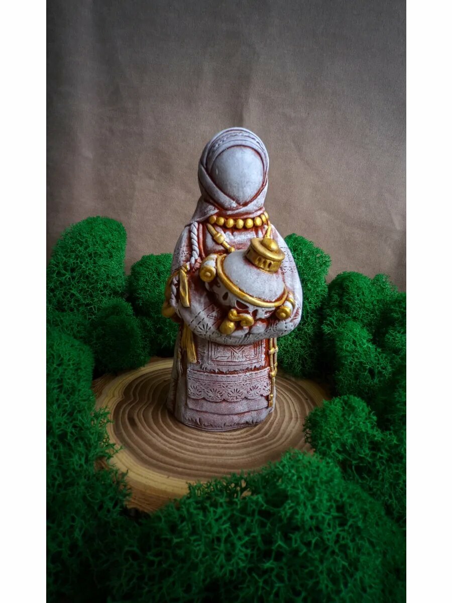 Гипсовая статуэтка "Берегиня"