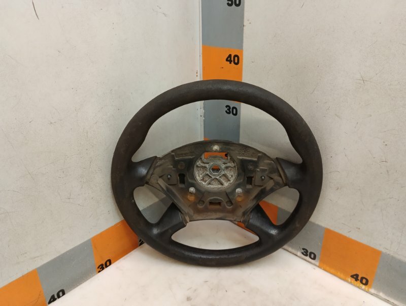Б/У потертый, Форд Фокус 1 Руль Ford Focus 2000 1 338422 FORD арт. 3S4Z3600BAC