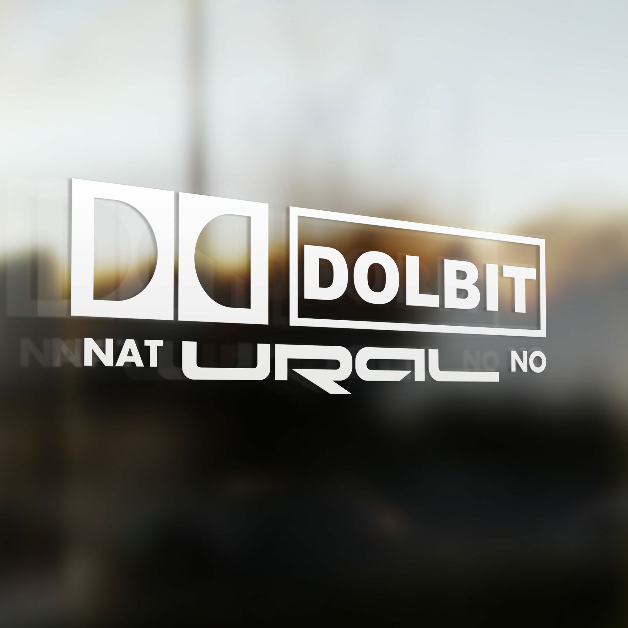 Наклейка на авто Долбит натурально