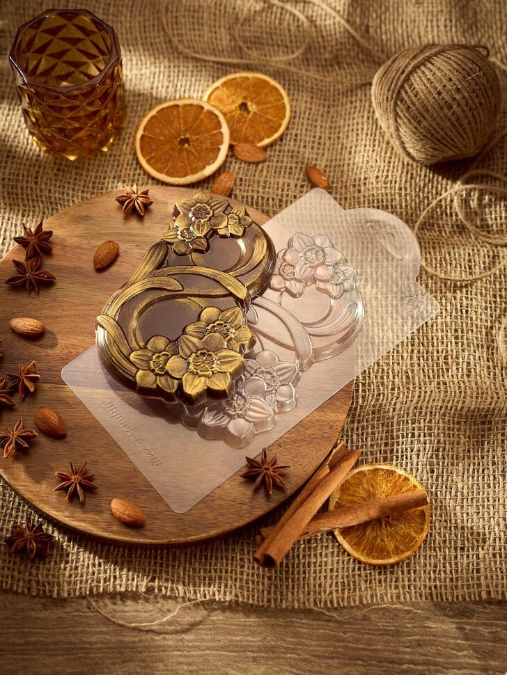 Форма пластиковая для мыла, гипса, шоколада "8 марта Нарцисс "