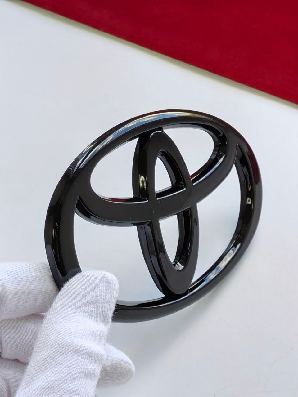 Значок Тойота 110 мм/75 мм, эмблема Toyota (1 шт.)